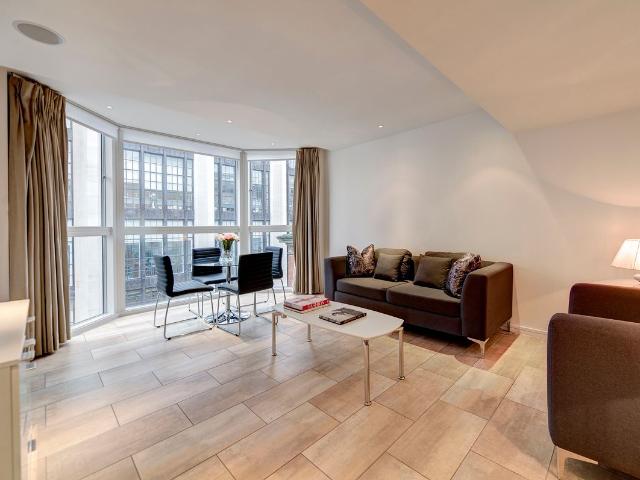 Young Street, High Street Kensington W8, 1 bed flat to rent, £3,900 pcm | PrimeLocation