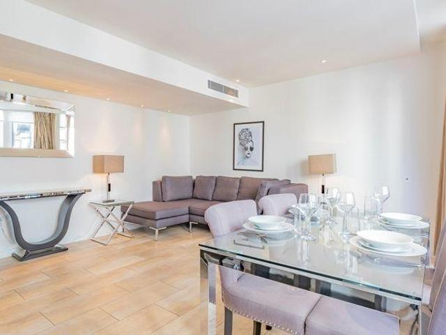 Young Street, London W8 2 bed apartment to rent £7,800 pcm £1,800 pw