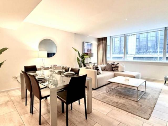 Young Street, London W8 2 bed flat to rent £8,450 pcm £1,950 pw