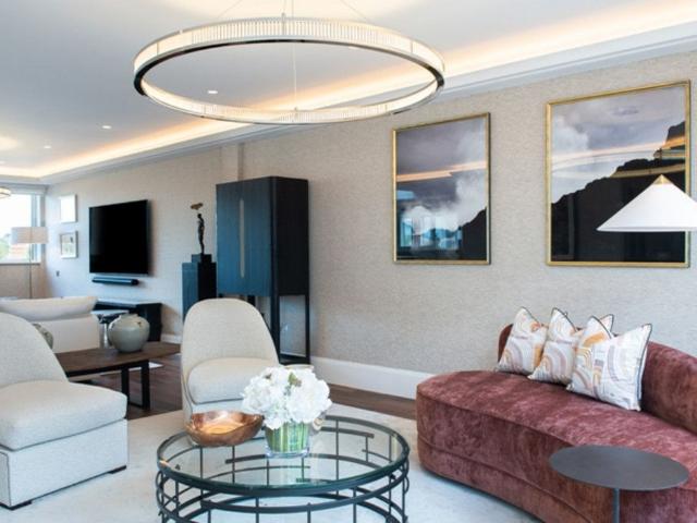 Young Street, London W8, 3 bed flat to rent, £27,083 pcm | PrimeLocation