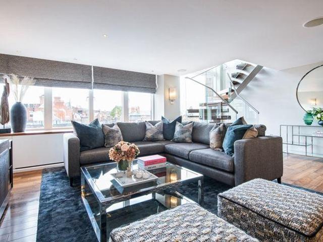 Young Street, London W8 3 bed penthouse to rent £27,083 pcm £6,250 pw