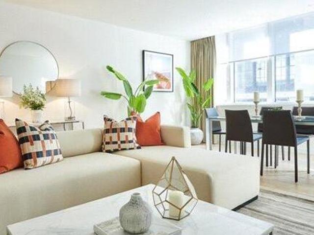 Young Street, London, 2 Bedroom Apartment