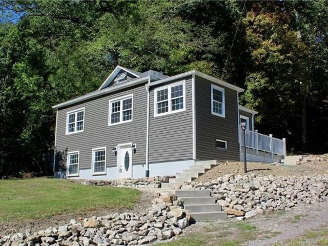 Youngstown Lowellville Rd, Lowellville, Home For Sale