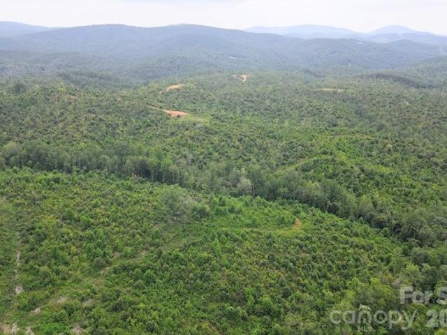 Youngs Creek Rd, Morganton, NC 28655