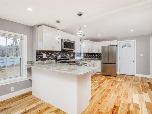 Youngs Rd, Lunenburg, Home For Sale