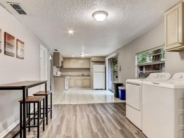 Your Dream Home Awaits: Serenity Meets Convenienc