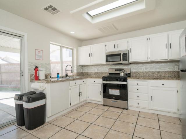 Your Ideal home in Las Vegas! Just minutes from N