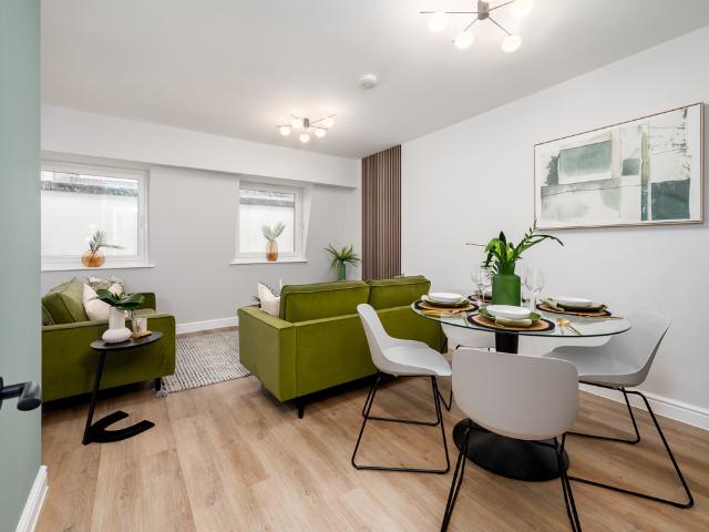 Your 2 Bed Student Apartment on Park Street Room 2