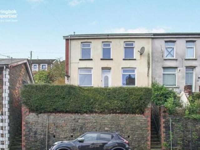Ynyshir Road, Porth, 3 Bedroom End