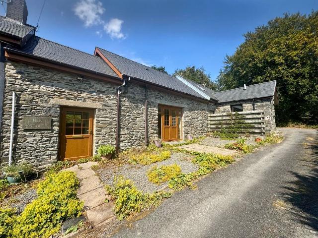 Ystrad Meurig SY25, 2 bed property to rent, £695 pcm | PrimeLocation