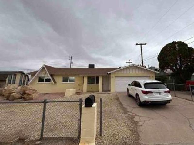 Yuma Dr