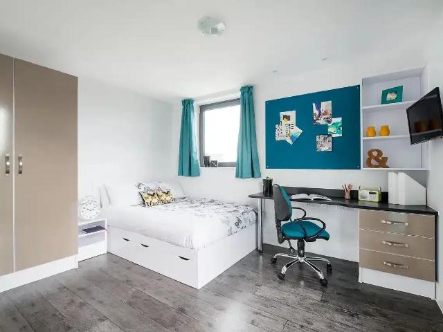 Yugo Canal Point, Edinburgh Student Accommodation | Amber