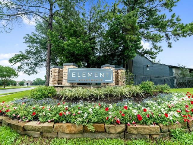 z 050121 Element 1 Bedroom Apartment for Rent at 400 Greens Rd, Houston, TX 77060