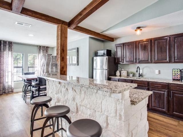 z 060322 Wyndham Pointe 1 Bedroom Apartment for Rent at 708 Quail Wood Ln, Fort Worth, TX 76112 Woodhaven
