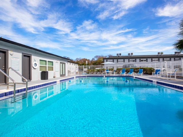 z 030123 Hilltop Apartments 1 Bedroom Apartment for Rent at 464 Brentwood Dr, Daytona Beach, FL 32117