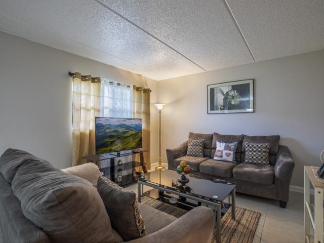 z 030123 Hilltop Apartments 2 Bedroom Apartment for Rent at 464 Brentwood Dr, Daytona Beach, FL 32117