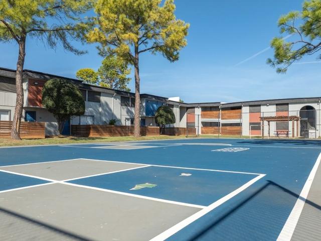 Zander Park 1 Bedroom Apartment for Rent at 700 S Story Rd, Irving, TX 75060