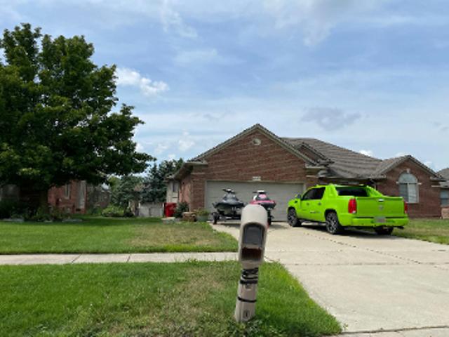 Zachary Dr