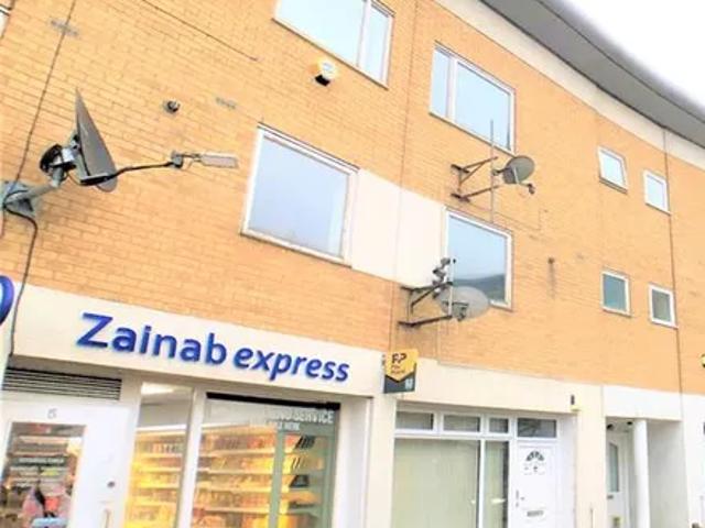 Zainab Express, 5 Hartlepool Court, London, E16 2RL, United Kingdom | 3 bed apartment for rent #113877164 | Rentberry