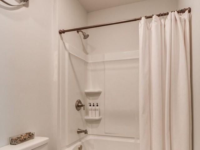 ZAZU 1 Bedroom Apartment for Rent at 712 Main St, Clarksville, TN 37040 Downtown Clarksville