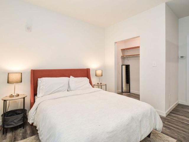 ZAZU 1 Bedroom Apartment for Rent at 712 Main St, Clarksville, TN 37040 Downtown Clarksville