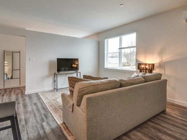 ZAZU 1 Bedroom Apartment for Rent at 712 Main St, Clarksville, TN 37040 Downtown Clarksville