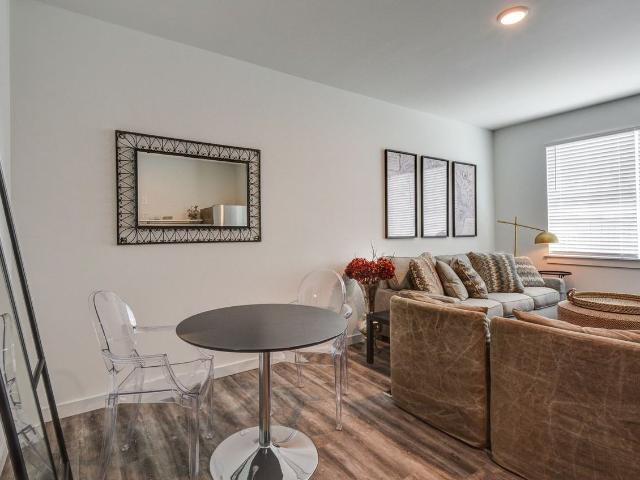 ZAZU 1 Bedroom Apartment for Rent at 712 Main St, Clarksville, TN 37040 Downtown Clarksville