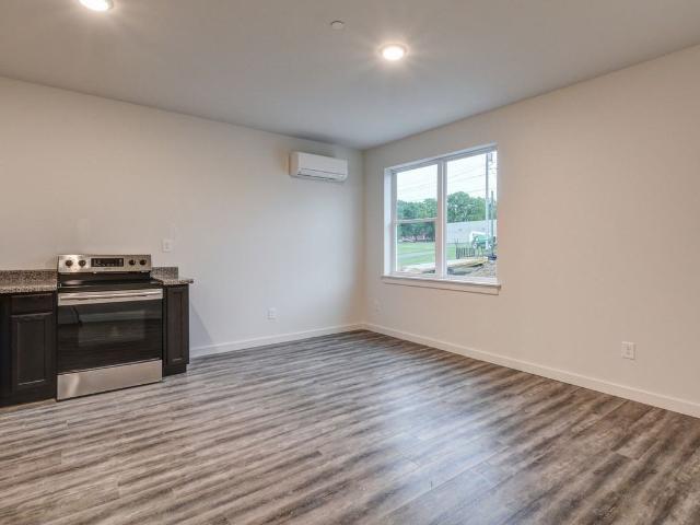 ZAZU 1 Bedroom Apartment for Rent at 712 Main St, Clarksville, TN 37040 Downtown Clarksville