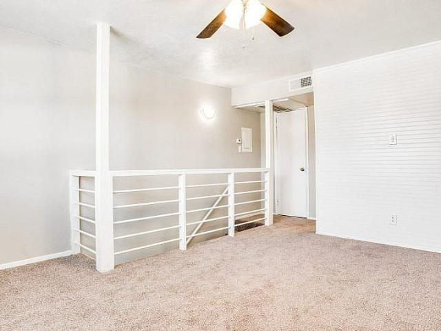 Zen 2 Bedroom Apartment for Rent at 805 S Center St, Arlington, TX 76010 Heart Of Arlington
