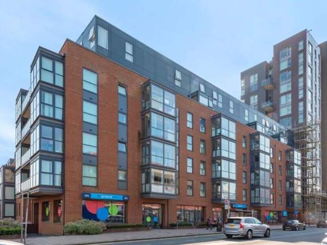 Zenith Close, London NW9, 2 bed flat to rent, £2,050 pcm | PrimeLocation