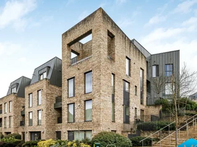 Zeiss Building, 28 Morphou Road, London, NW7 1FJ, United Kingdom | 2 bed apartment for rent #167641700 | Rentberry