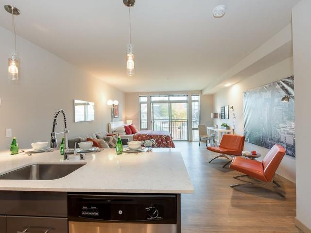Zephyr Apartments Studio Apartment for Rent at 200 Belmont Ave E, Seattle, WA 98102 Broadway