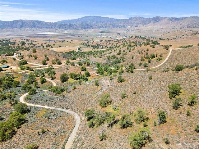 Zermatt Dr, Tehachapi, CA 93561