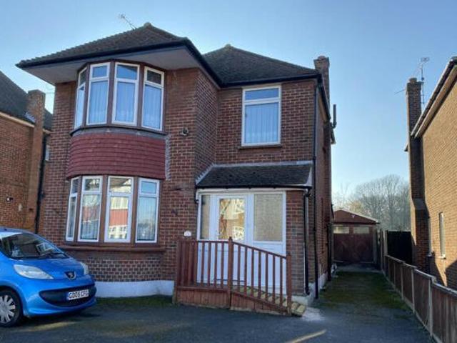 Zetland Avenue, Gillingham, 2 Bedroom Detached