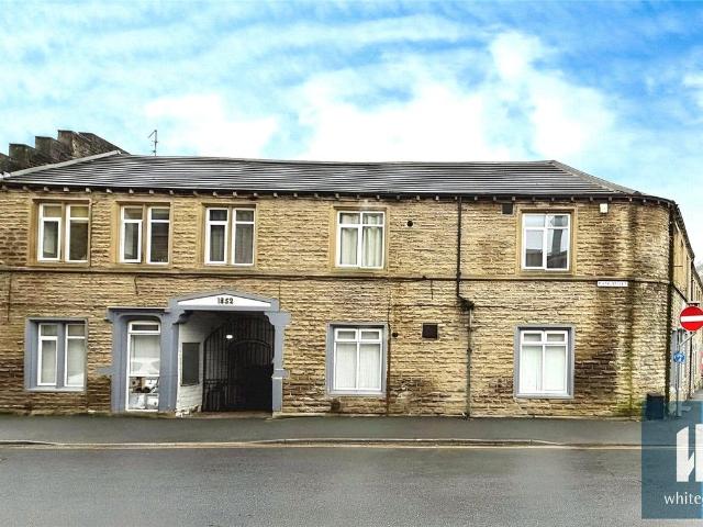 Zetland House, 2 Firth Street, Huddersfield HD1, Room to rent, £390 pcm | PrimeLocation