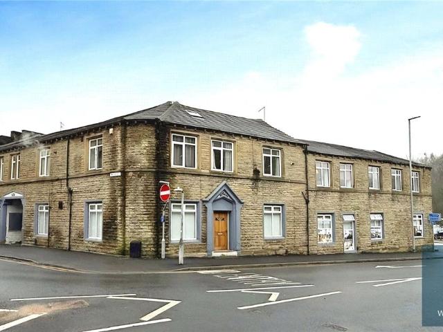 Zetland House, 2 Firth Street, Huddersfield HD1, Room to rent, £375 pcm | PrimeLocation