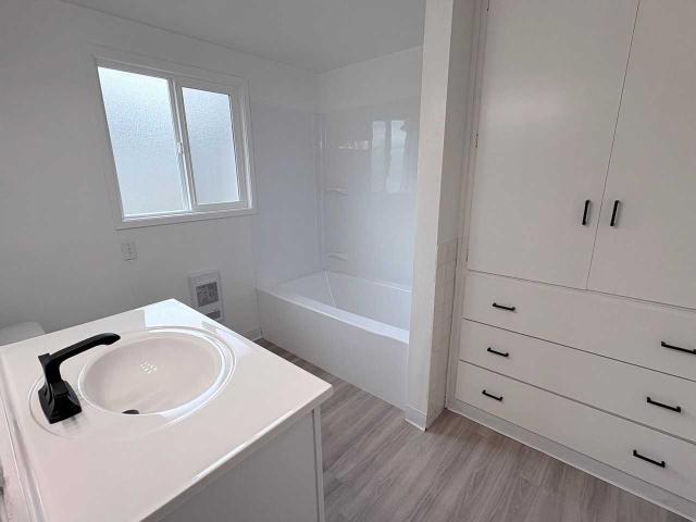 ZhH1600 A & B 3 Bedroom Apartment for Rent at 1600 Se 168th Ave, Vancouver, WA 98683 Bennington