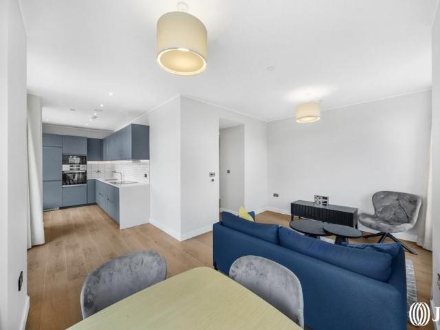 Zinc Street Sugar House Island E15 1 bed apartment to rent £2,150 pcm £496 pw