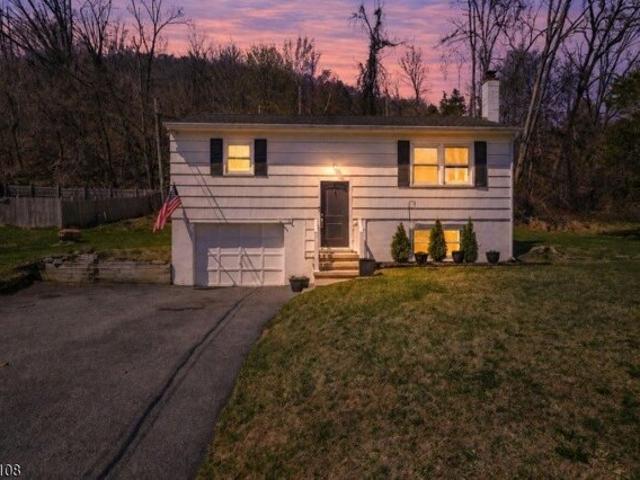 Zinnia Dr, Vernon, Home For Sale