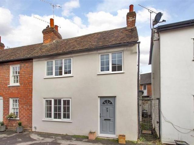 Zion Street, Seal, Sevenoaks, TN15 2 bed semi detached house t.