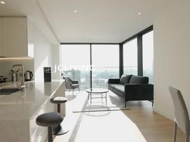 Zia Lucia, 75 Marsh Wall, London, E14 9WS, United Kingdom | 2 bed apartment for rent #140656902 | Rentberry