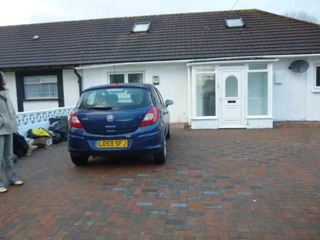 Zone 2, 9 minutes North Acton 4 beds Bungalow
