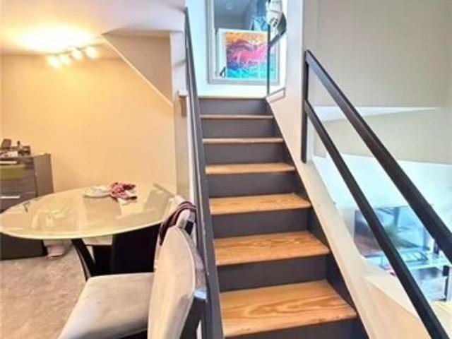 Zoe St Apt S, Staten Island, Condo For Sale