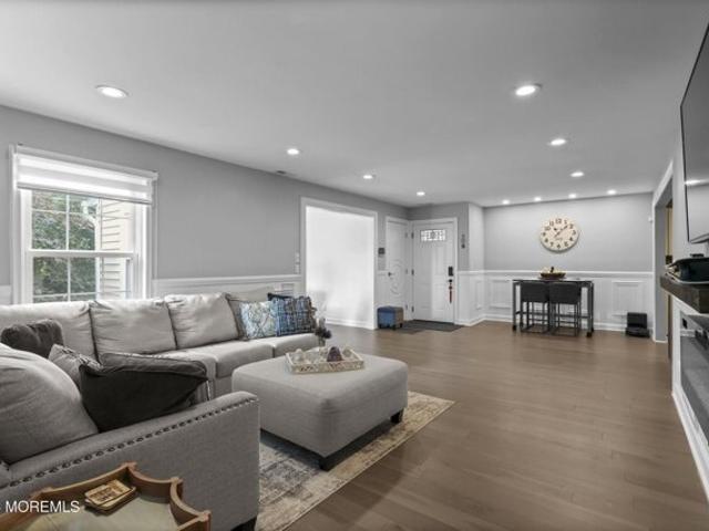 Zlotkin Cir Apt,freehold, Condo For Sale