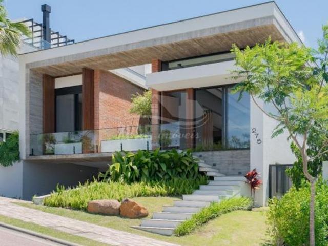 ZPAR IMÓVEIS VENDE: Casa de Alto Padrão no Alphaville Lombardia em Porto Alegre 4 Quartos, 4 Suíte