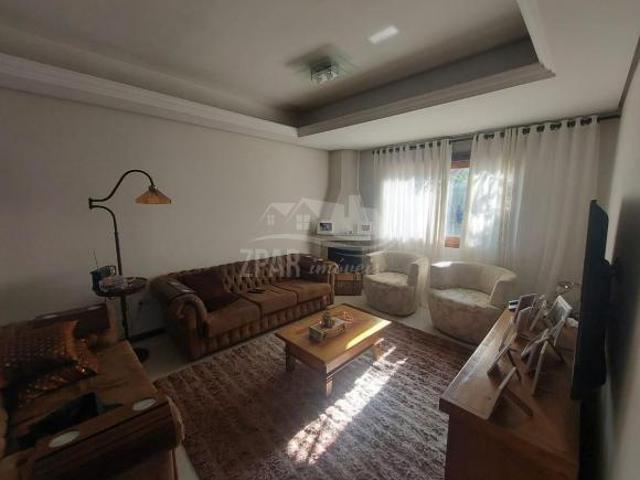 ZPAR IMÓVEIS VENDE casa no Condado de Sevilla