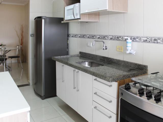 A011 Apto com churrasqueira e 2 vagas de garagem