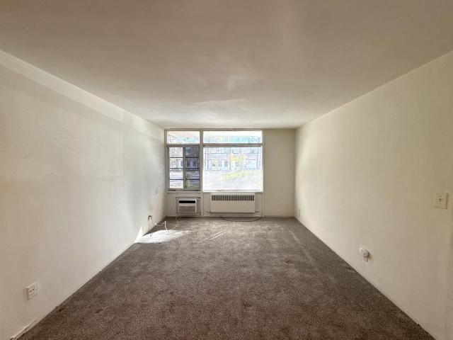 A0432 Kirkland Apts 1 Bedroom Apartment for Rent at 2126 E 7th St, Charlotte, NC 28204 Elizabeth