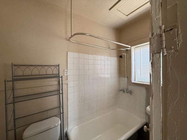 A585 1 Bedroom Apartment for Rent at 1145 W Fillmore St, Phoenix, AZ 85007 Governmental Mall