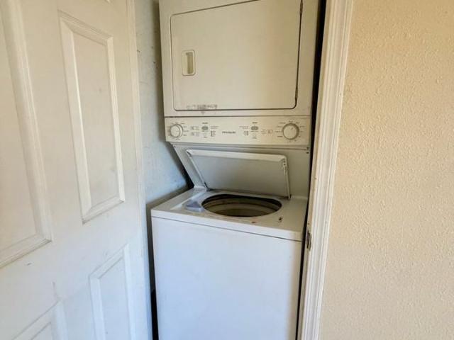 A635 2 Bedroom Apartment for Rent at 1859 E Broadway Rd, Mesa, AZ 85204 Reed Park